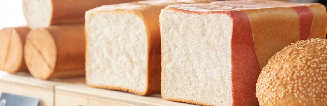 Boulangers : conseils pour obtenir une belle croûte de pain | Grands ...